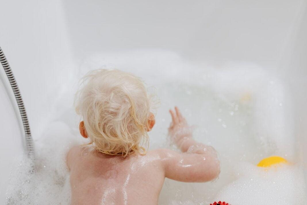10 Best Body Wash for Sensitive Kids | Skincare